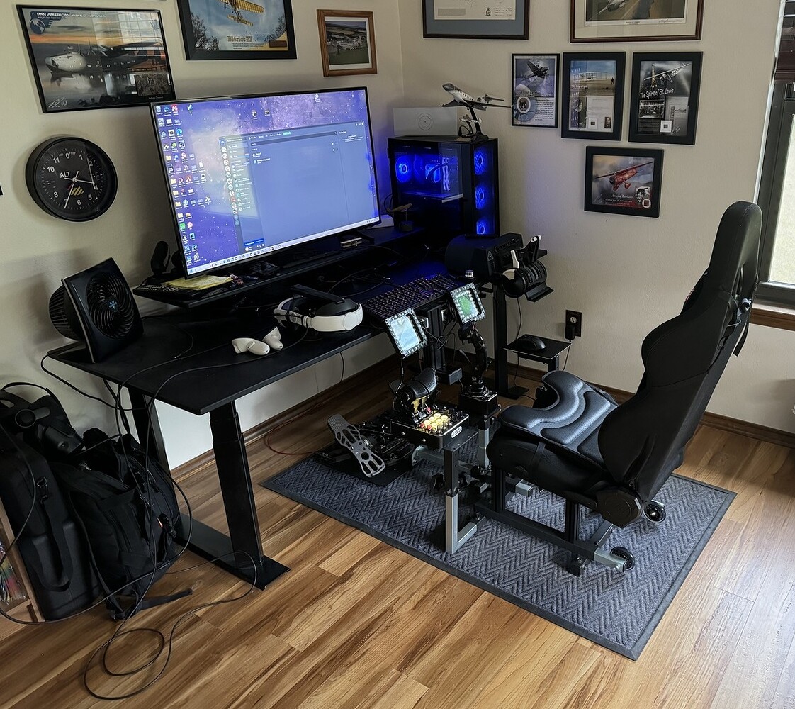 SimFab modular simpit vs NLR Flight Seat Pro - Hardware & Tech ...