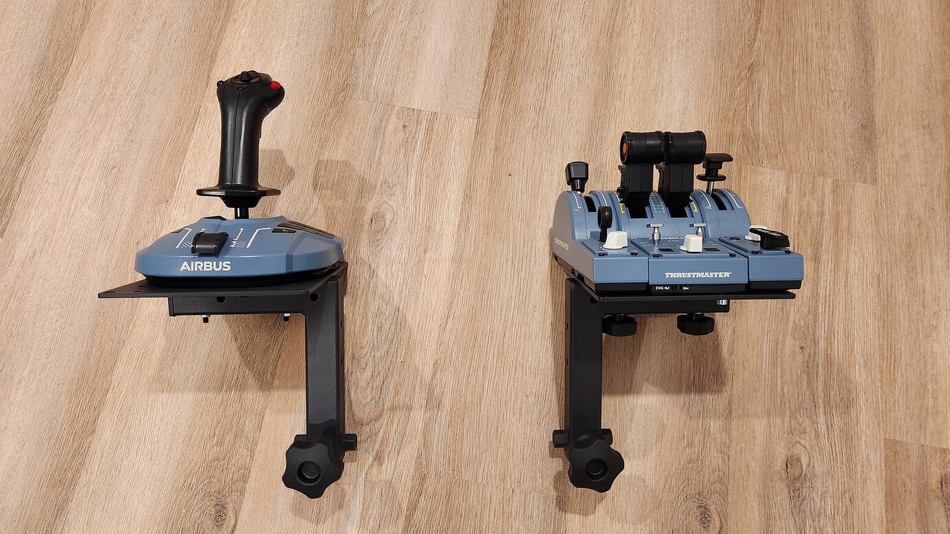 SimFab modular simpit vs NLR Flight Seat Pro - Hardware & Tech ...