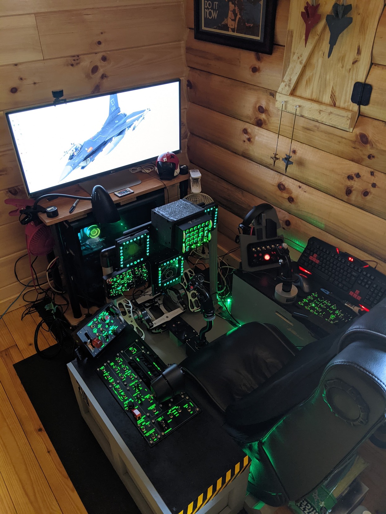 Show us your sim pit! - Page 17 - Hardware & Tech Questions - Mudspike ...